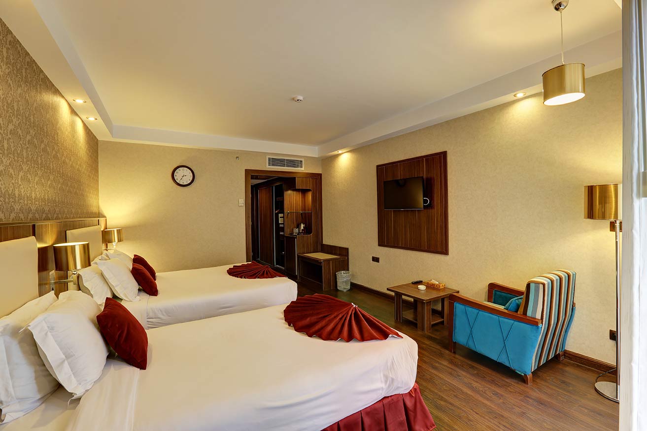 Book Parsian Enghelab Hotel Tehran | Instant Booking