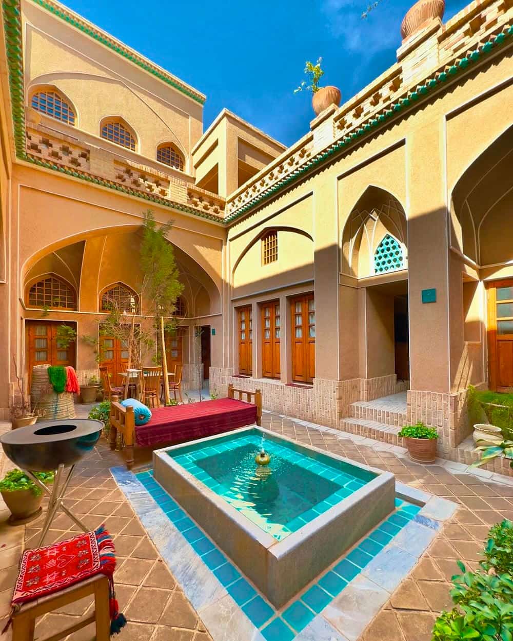 Book Sarva Traditional Residence Kashan | Instant Booking